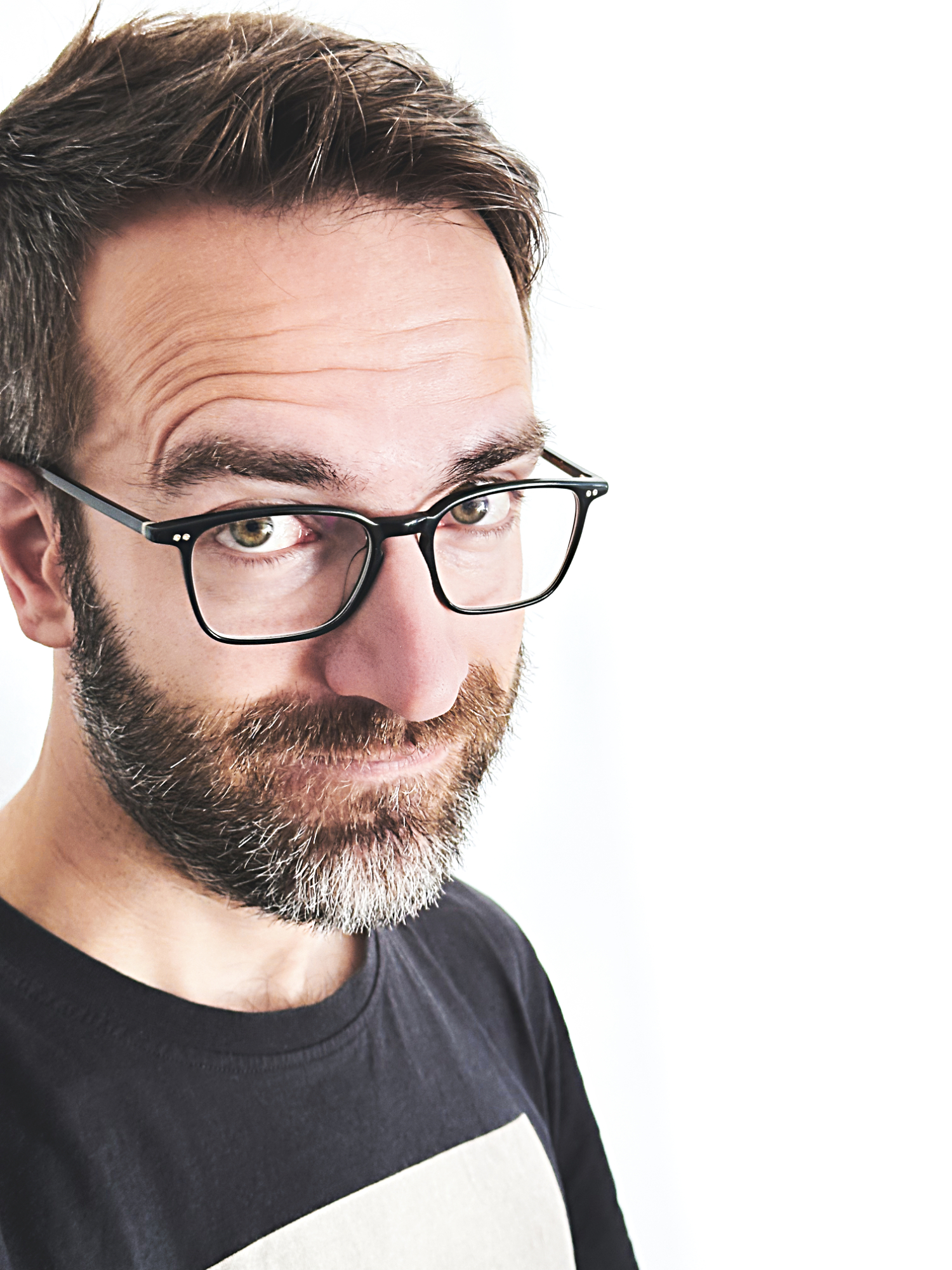 Robert Jung - Composer, Television | Soundlister.com